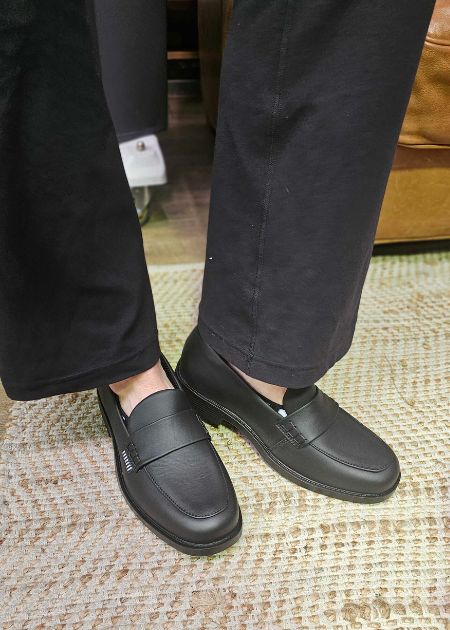 In her shoes: Felicity Selkirk, Château de Purnon (France) – she wear