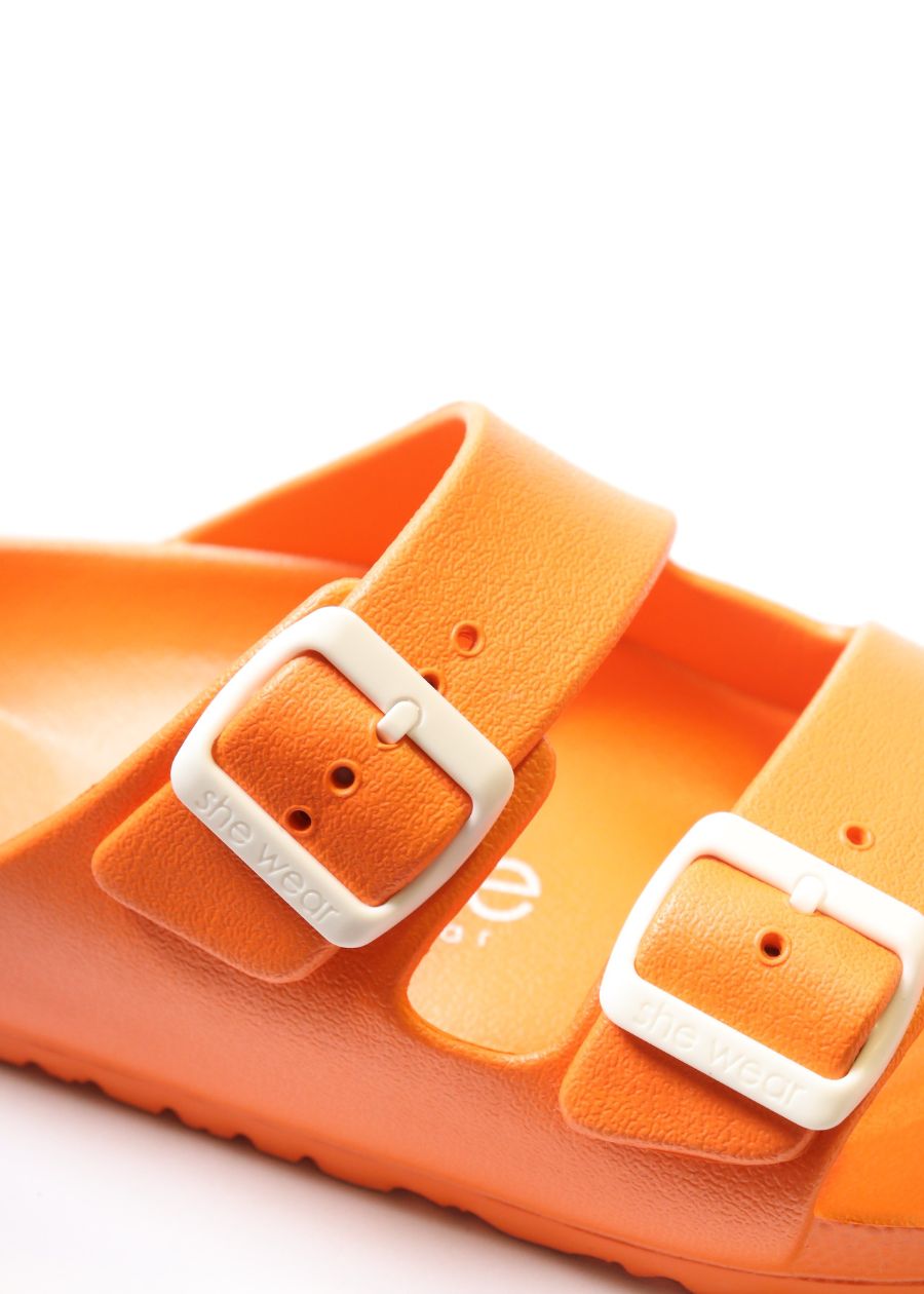 The importance of footwear for optimal body alignment – she wear